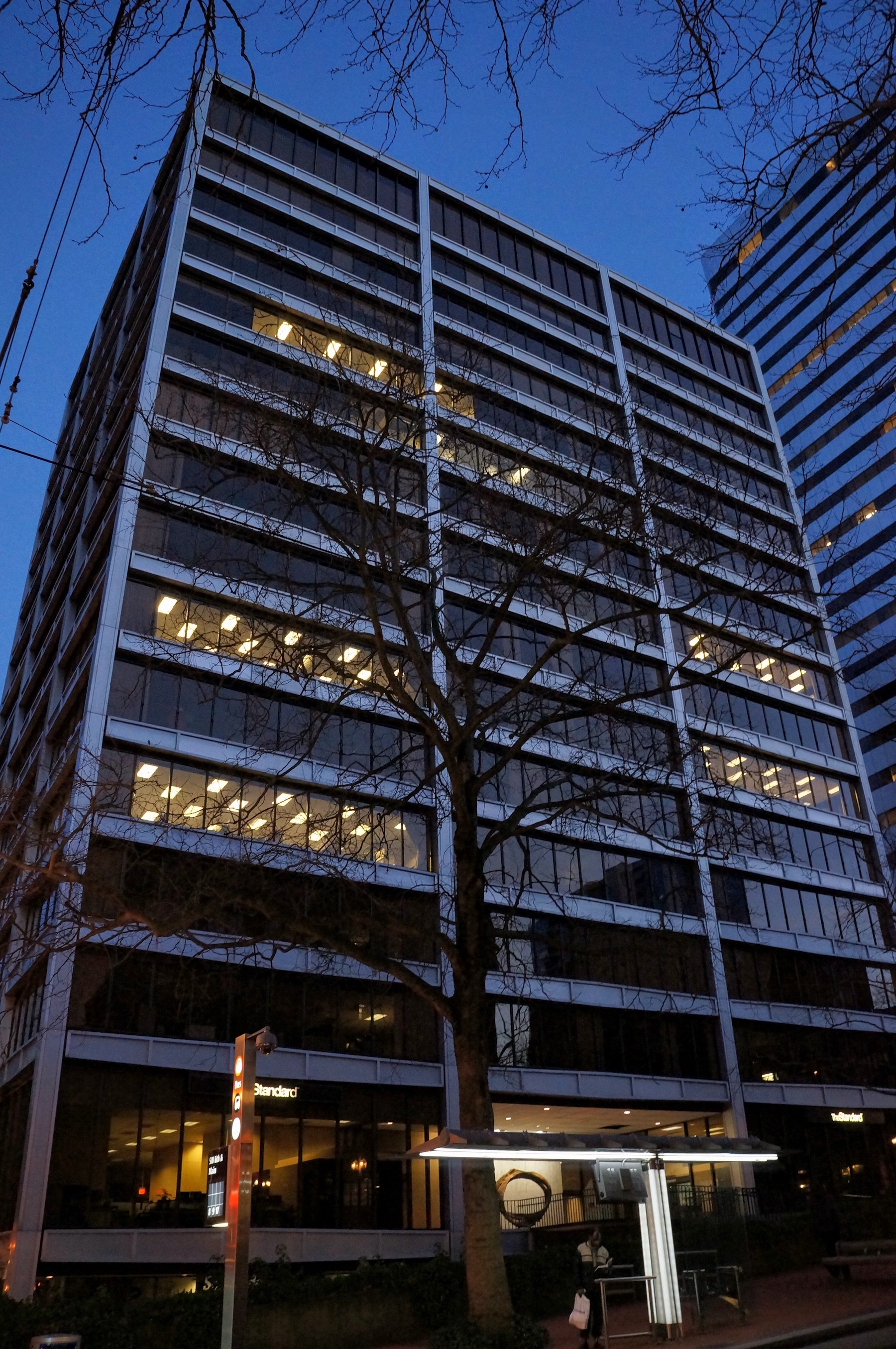 Standard Plaza - Docomomo Oregon
